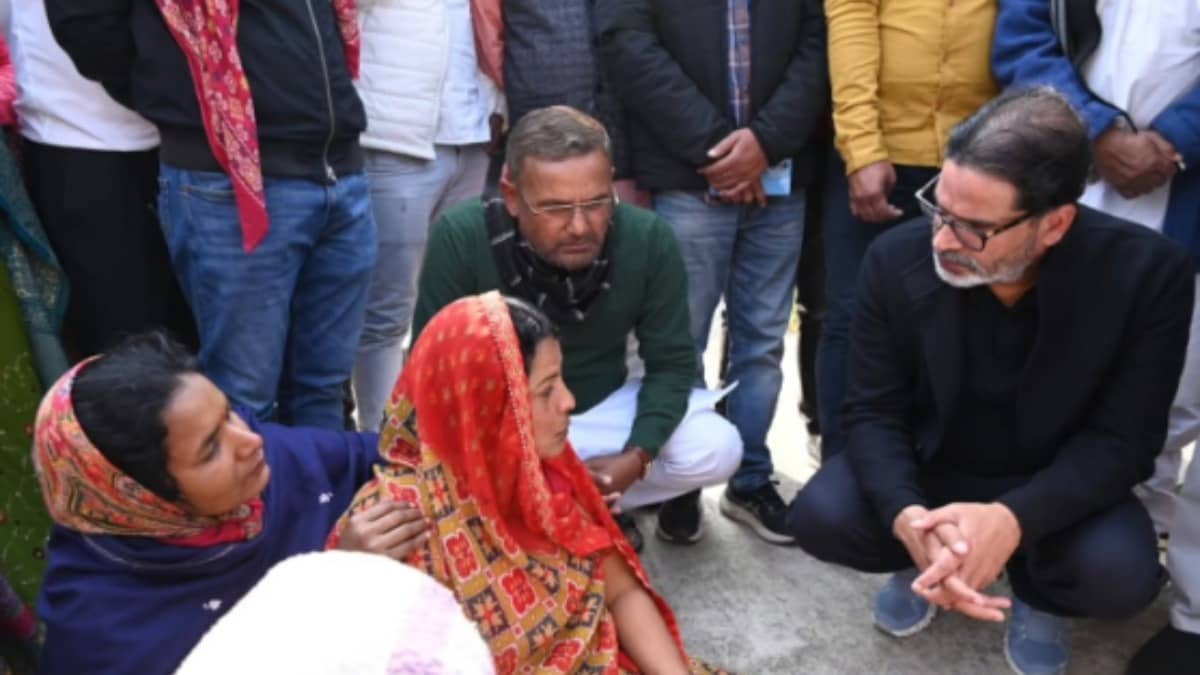 पटना गर्ल्स हॉस्टल मामले ने पकड़ा सियासी मोड़, प्रशांत किशोर बोले- DGP ...