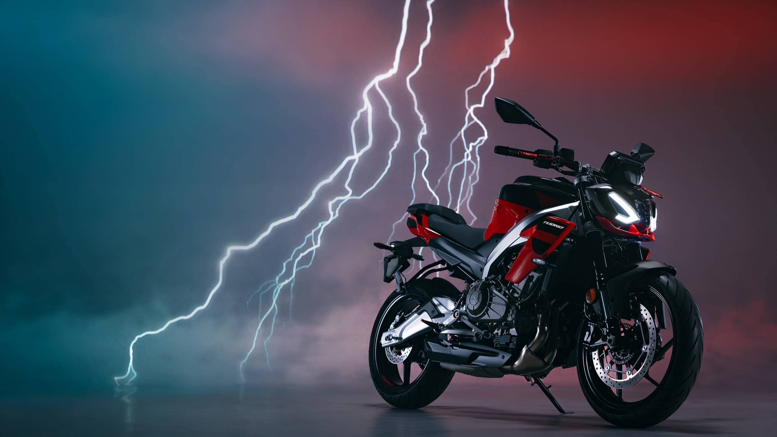 Piaggio Group Steals the Spotlight at EICMA 2024 with New Range of ...