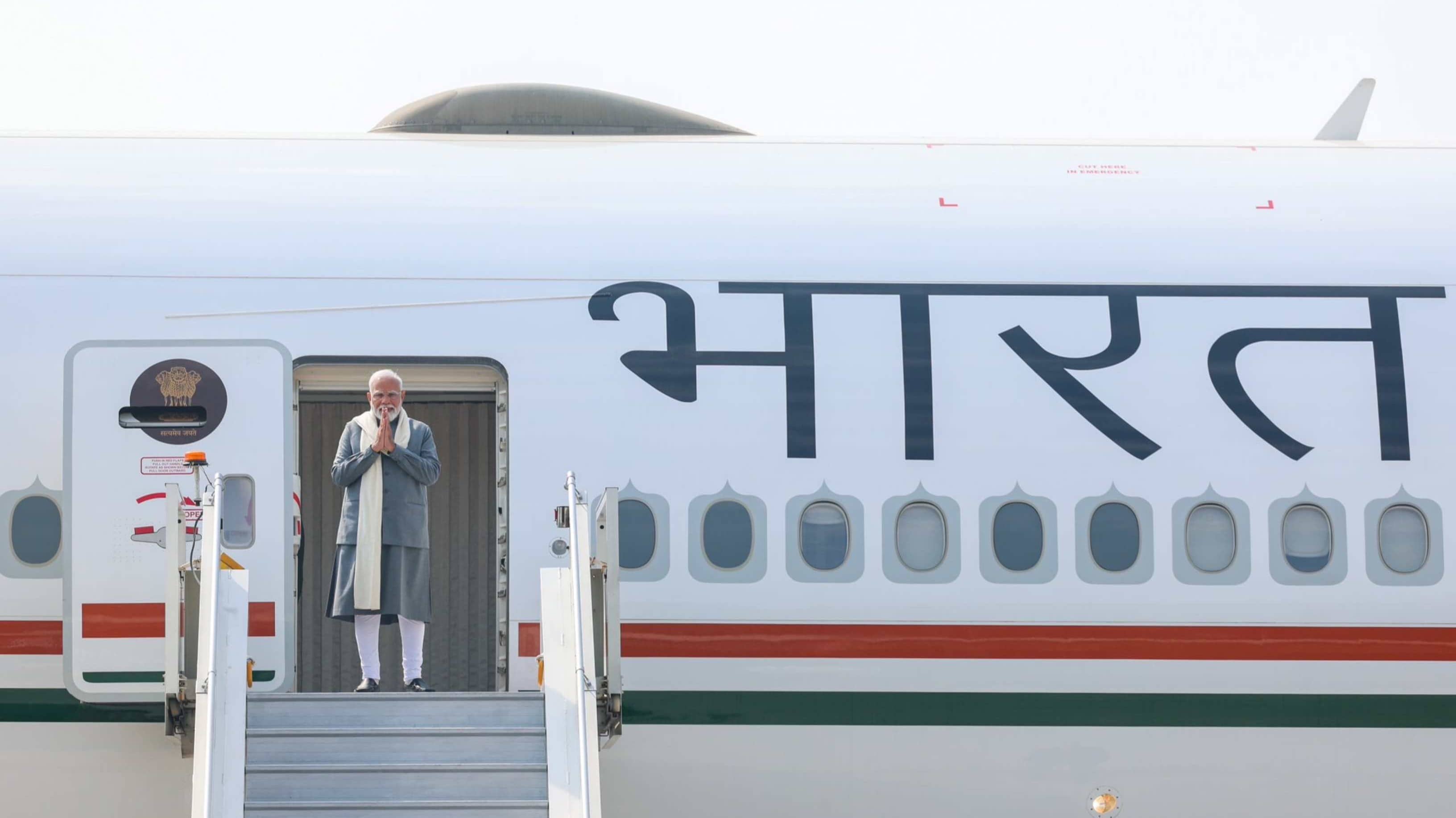 PM Modi to Attend AI Summit, Hold Talks with Macron in France ...