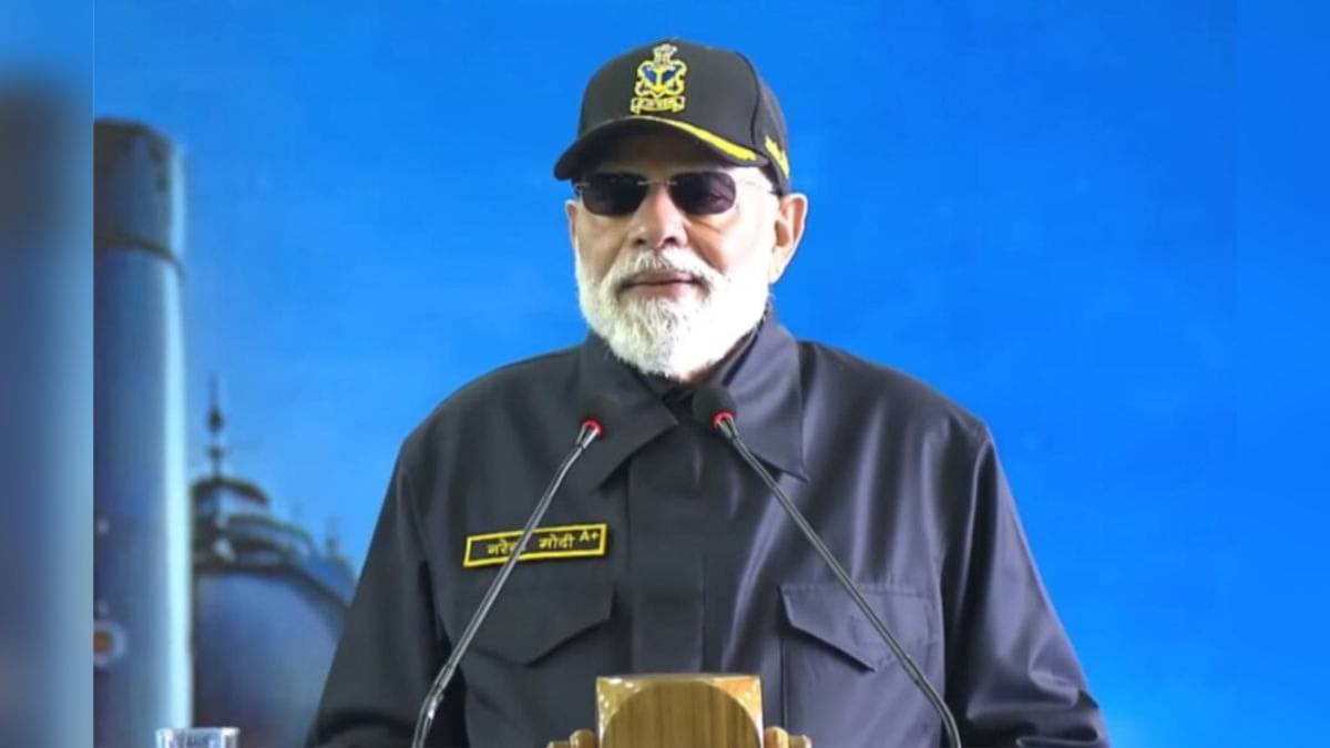 PM Narendra Modi Celebrates Diwali With Navy Personnel Onboard INS ...