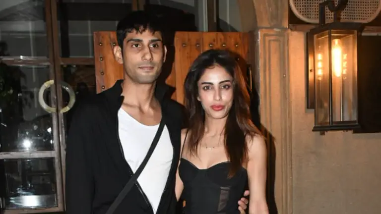 Newlyweds Prateik Babbar, Wife Priya Banerjee Twin On Sunday Date Night ...