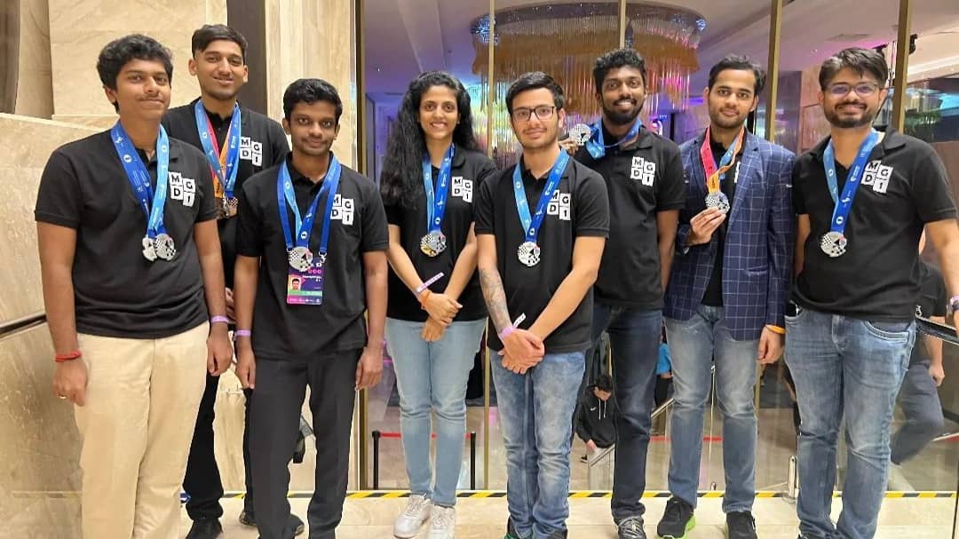 Raunak holds high-flying Pranav; Aronian closes in on Erigaisi with ...