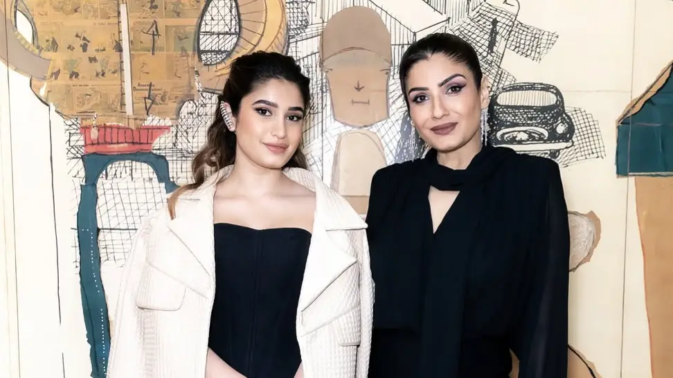 Raveena Tandon-Rasha Thandani Set Mother-Daugther Style Goals In Paris ...