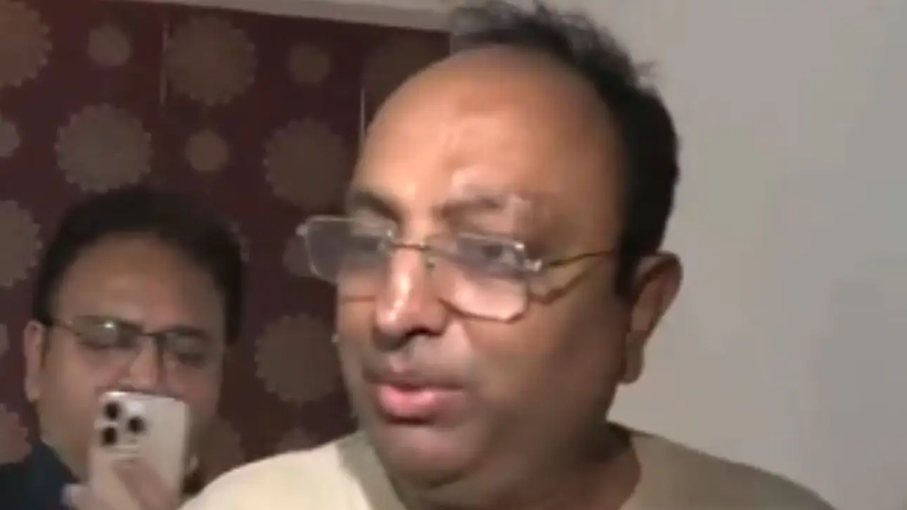 'Seems Like a Miracle': Rekha Gupta's Husband On Her Being Chosen as Delhi CM by BJP | Republic ...