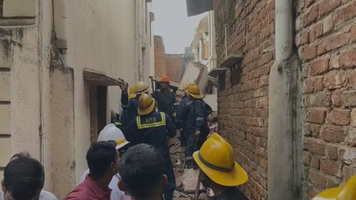 Building Collapses in Ahmedabad, Rescue Ops On, Some Feared Trapped ...