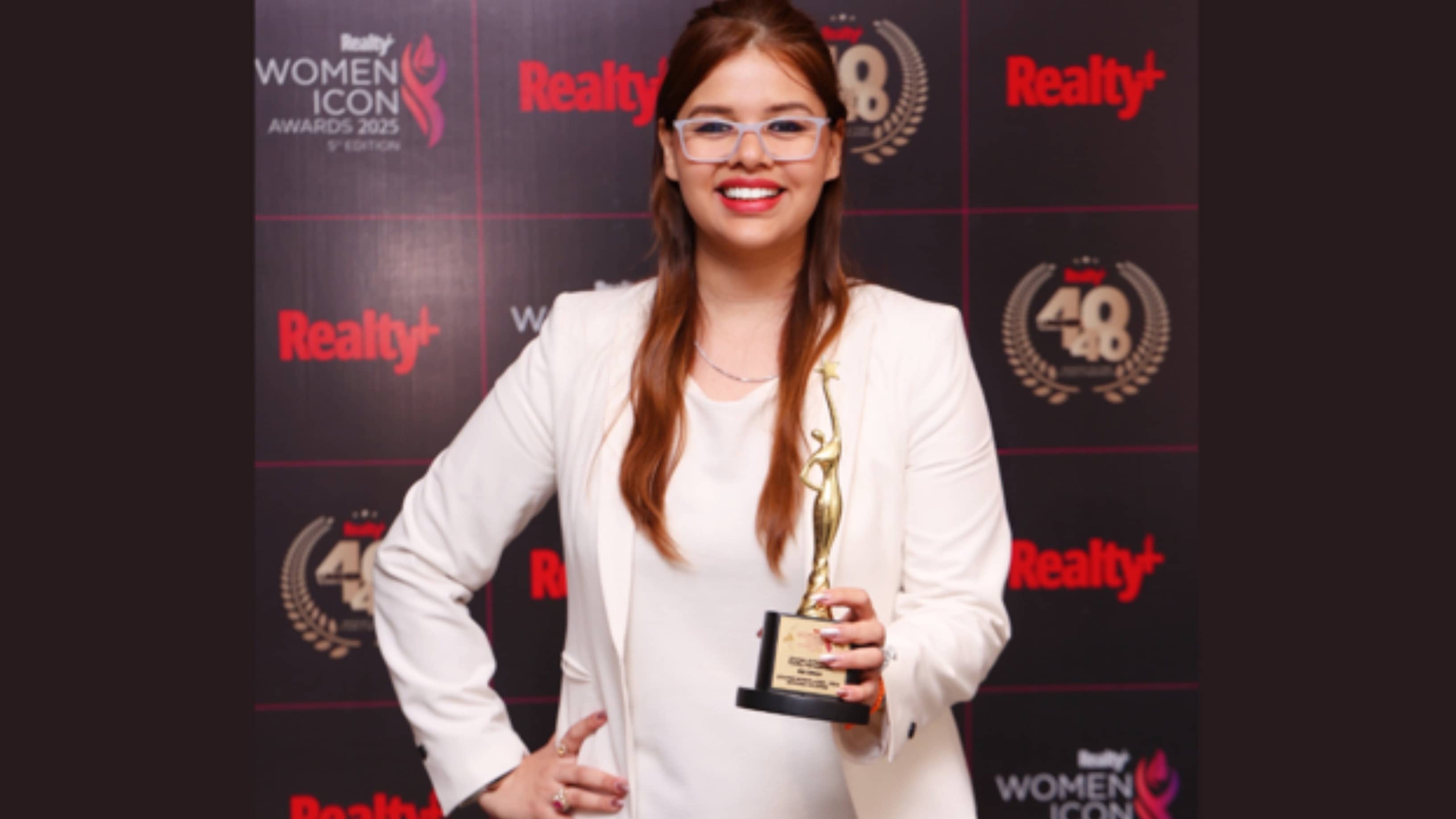 Ria Honoured with the Realty+ Woman Icon Award 2025, Celebrating 11 Years of Impact in Corporate ...