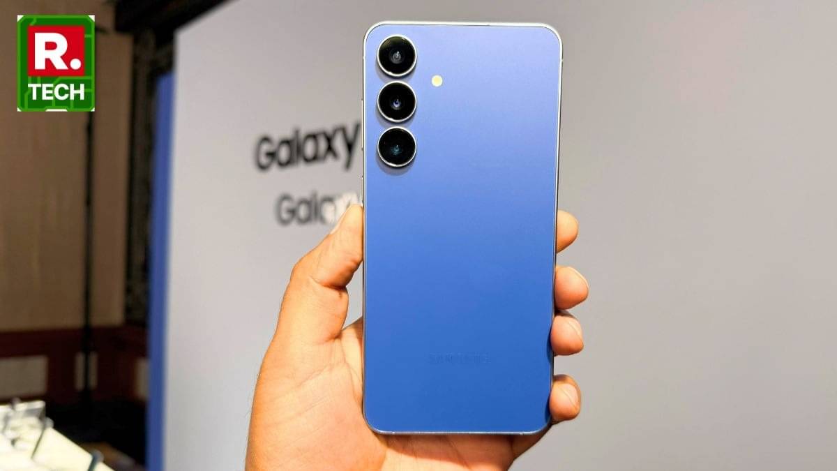 Samsung Galaxy S25 FE Debuts With Slimmer Design, Better AI Features | First Look | Republic World