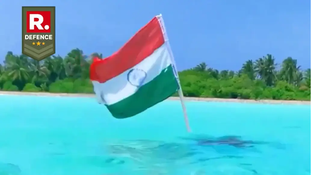 Dive Into Patriotism: Coast Guard Hoists National Flag Underwater ...