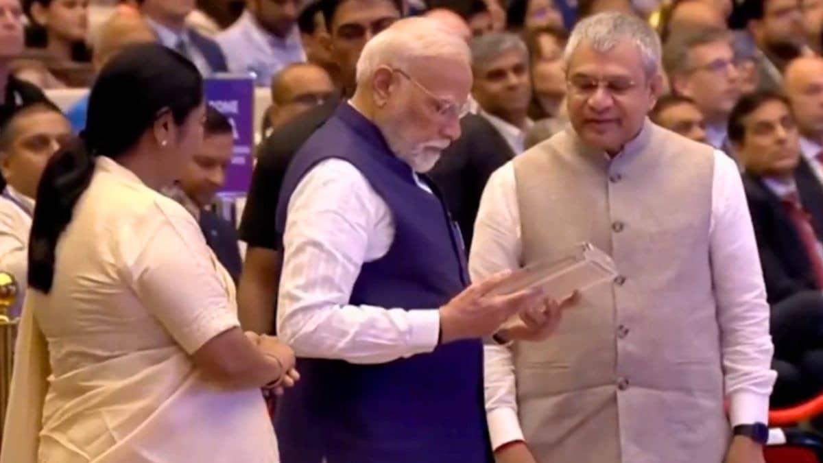 Semicon India 2025: Five Semiconductor Units In Works, Says IT Minister ...