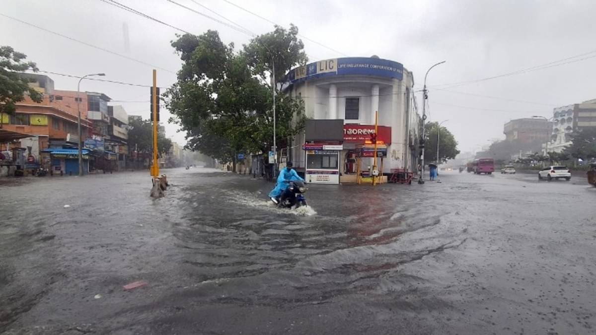 Severe Cyclonic Storm 'Montha' Likely To Hit Andhra Pradesh On Oct 28 ...