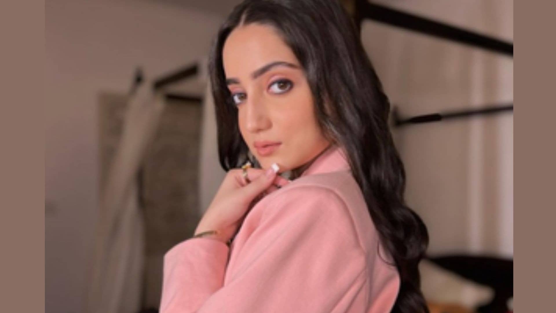 एक्ट्रेस शांभवी सिंह को याद आए स्कूल के दिन, मानसून से जुड़ी यादों को ...