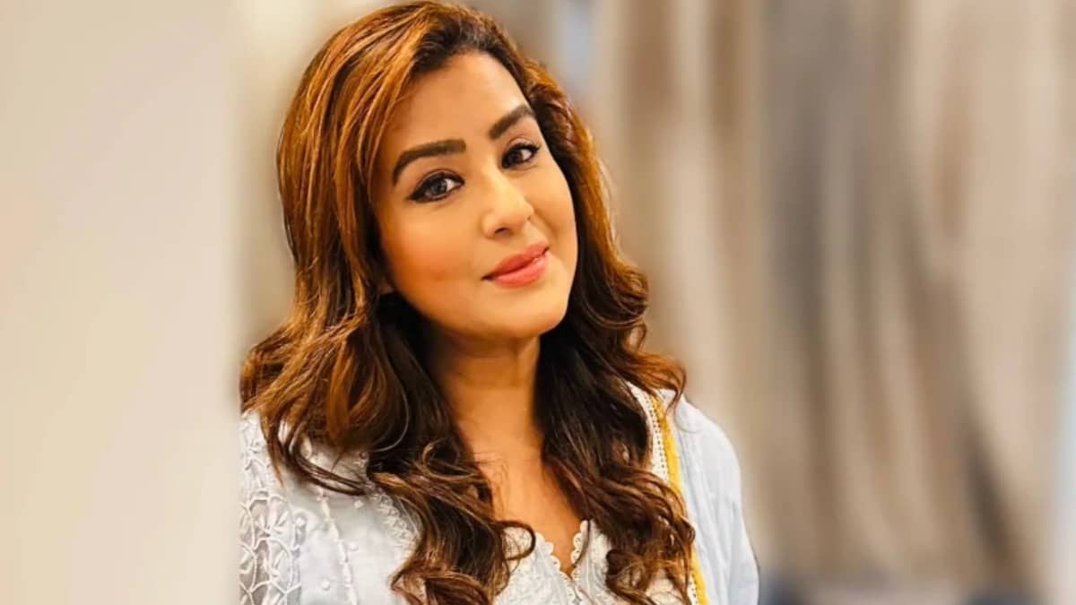 Shilpa Shinde Responds To Calls For Her Arrest Post Confession Of Fake ...