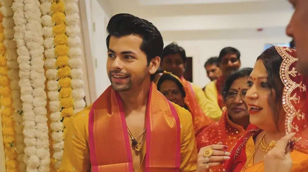 Photos: Siddharth And Abhishek Nigam Perform Griha Pravesh At Their New ...