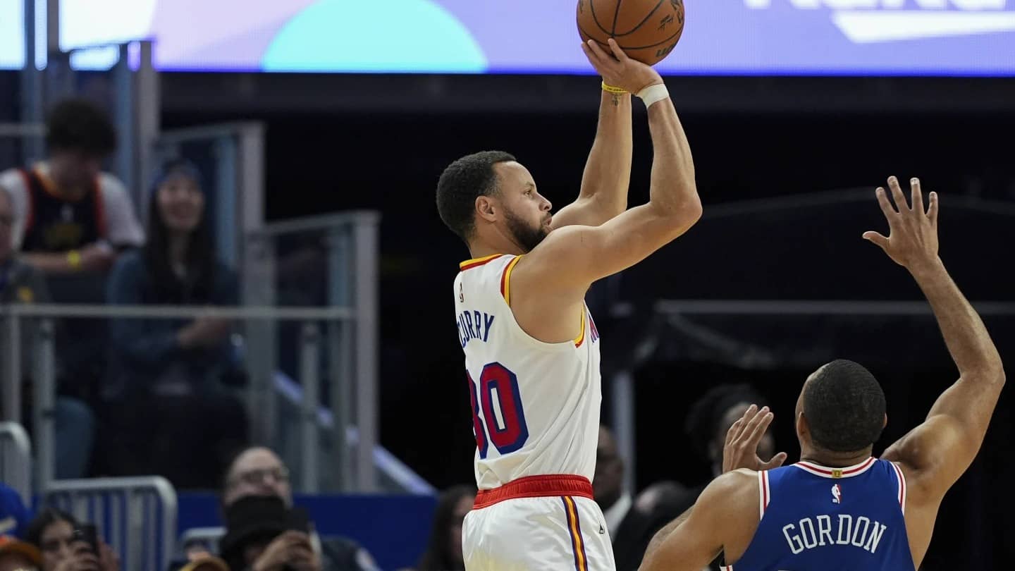 Stephen Curry Scores 30 Points, Makes All 8 3-point Attempts In ...
