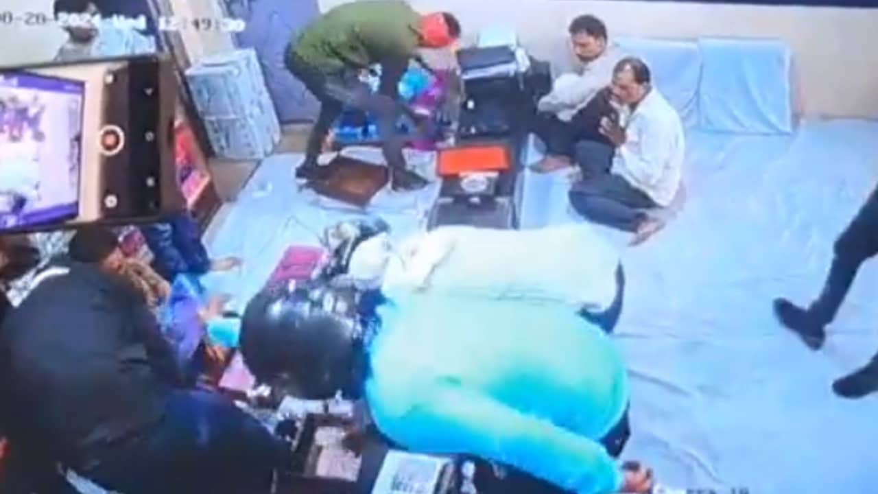 UP STF Guns Down Second Accused in Sultanpur Robbery Case in Encounter ...