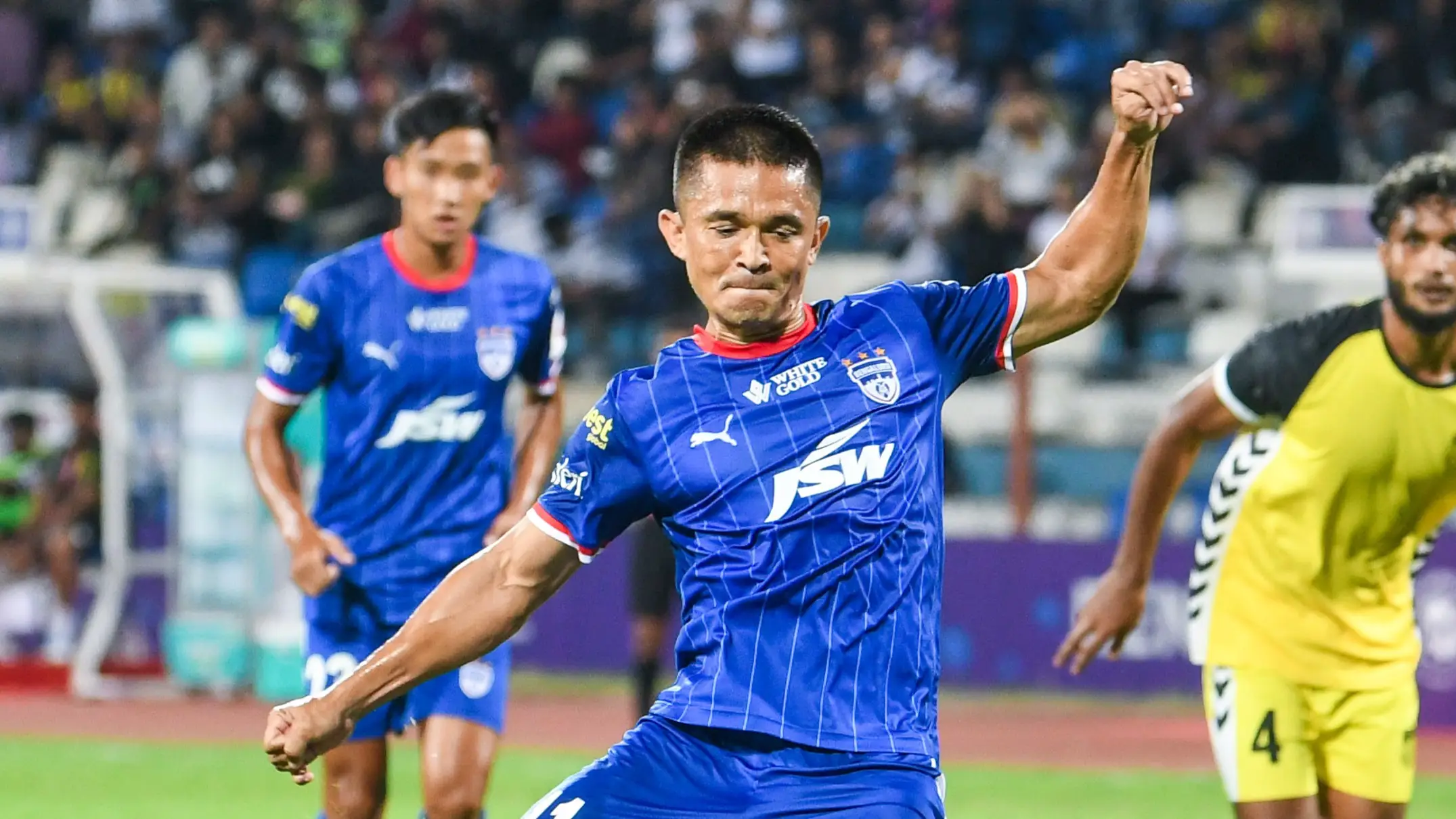 Sunil Chhetri Ties for All-Time ISL Goalscoring Crown with a Stunning Brace against Hyderabad FC ...