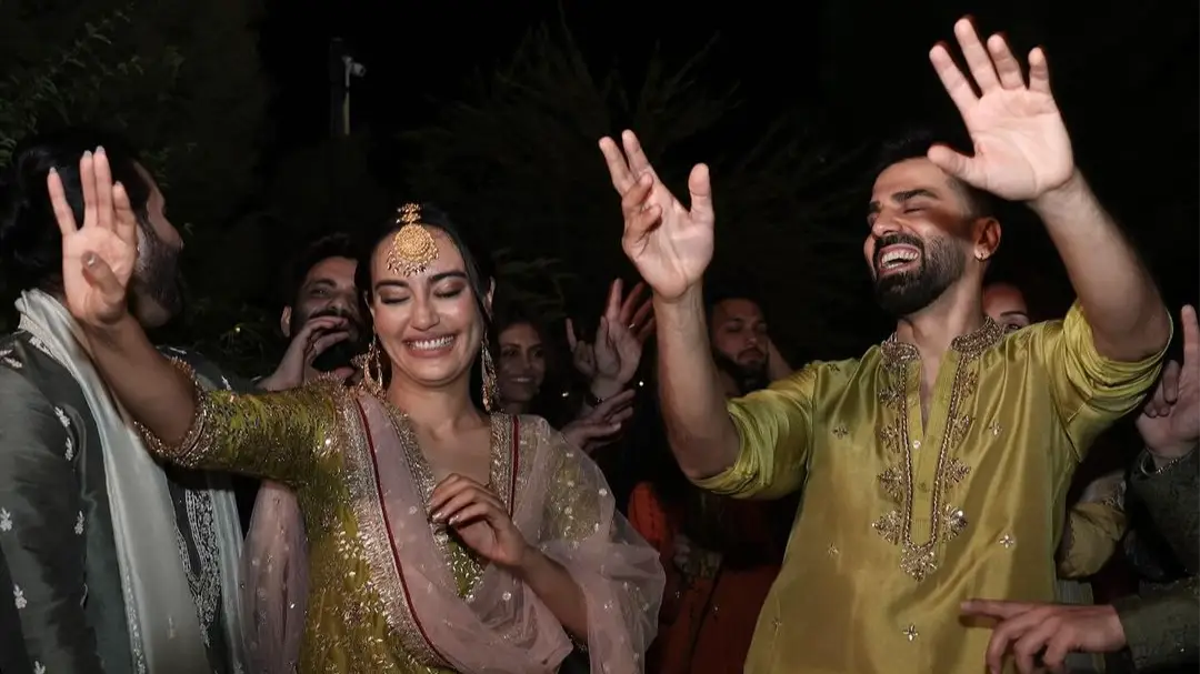 Surbhi Jyoti-Sumit Suri Dance Their Heart Out At Mehendi Ceremony ...