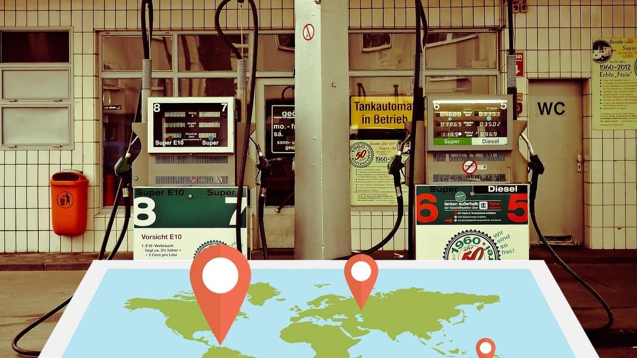 This App Maps Petrol Pumps, CNG Stations Near You | Startup Story ...