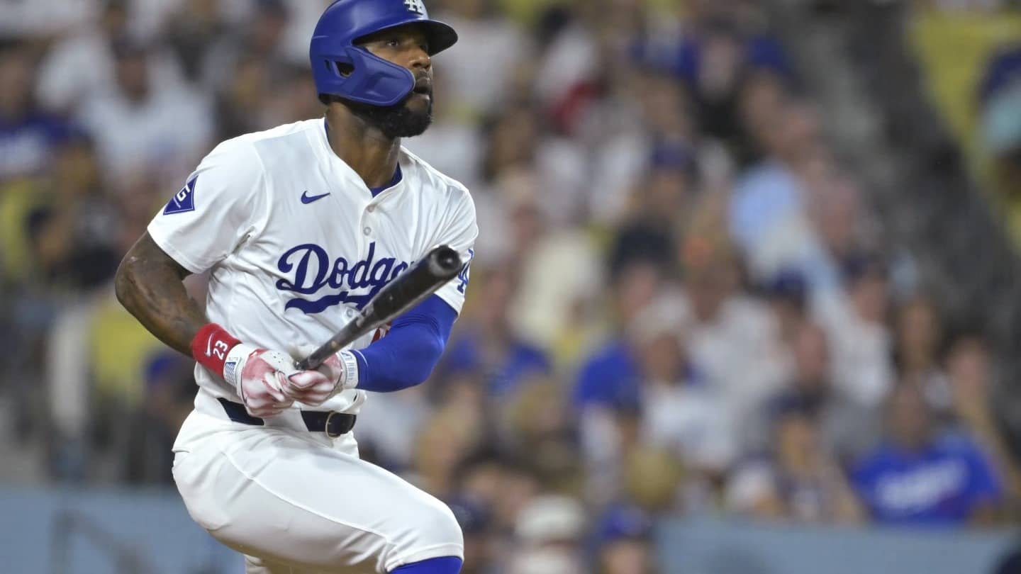 Pinch-hitter Jason Heyward delivers 3-run homer in 8th as Dodgers rally ...