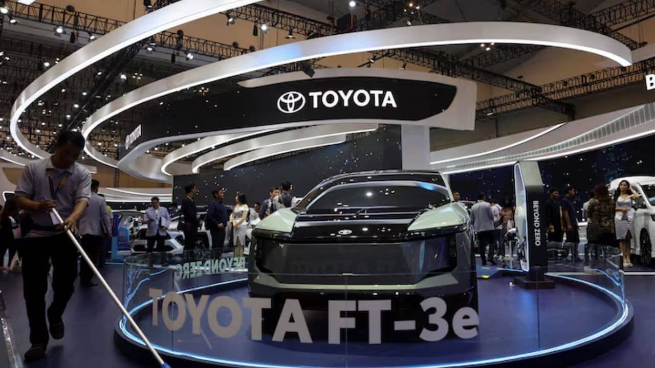 Toyota Global Production Down for 10th Month Despite Rising Sales ...