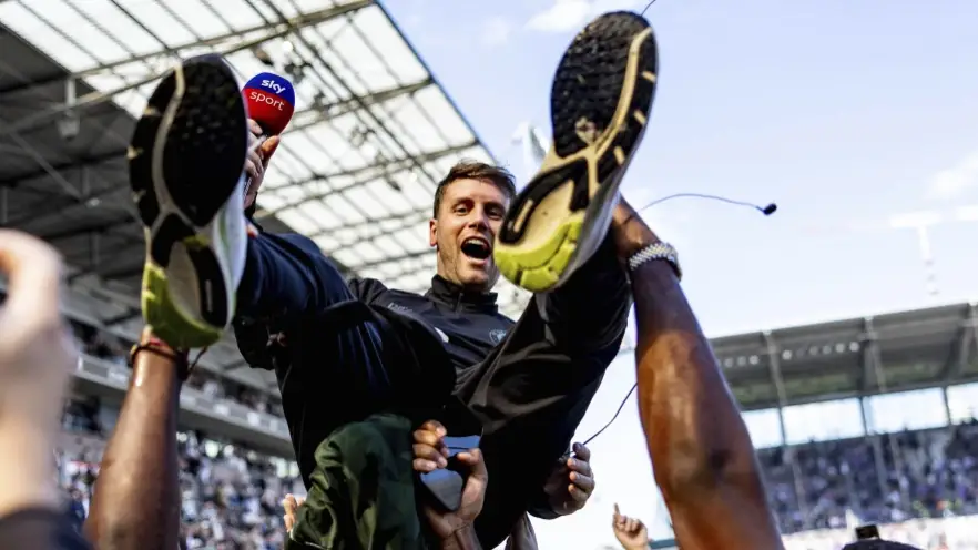 US-born Hurzeler makes Premier League history after his first month at ...