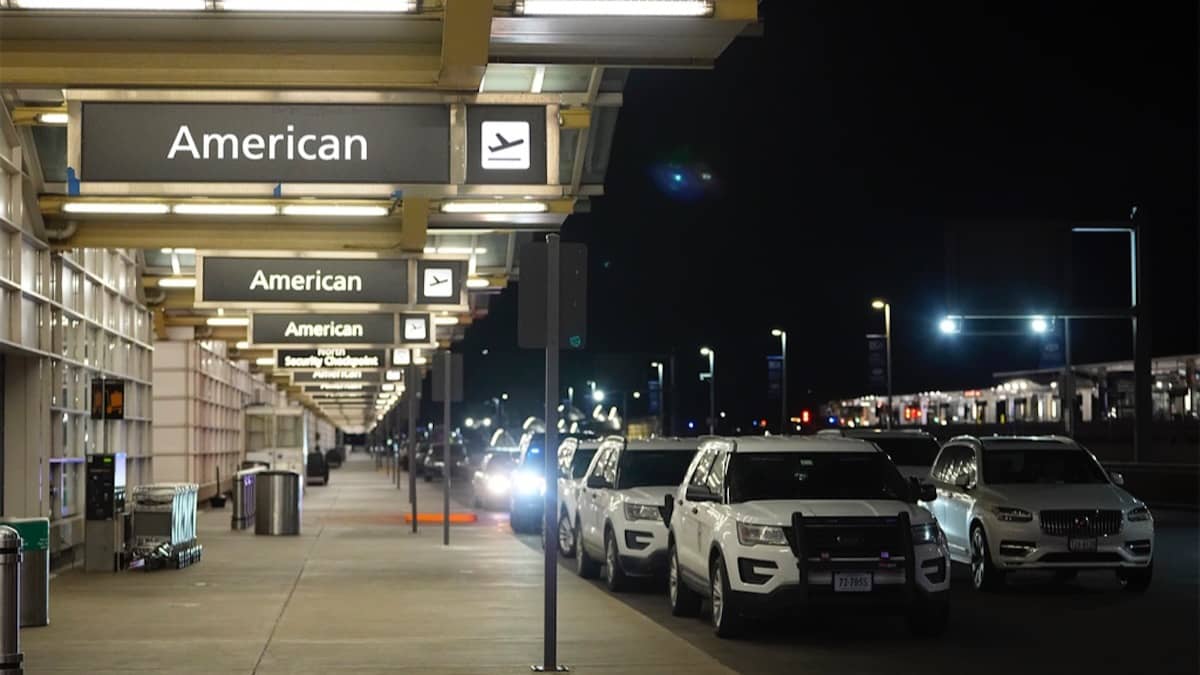 What We Know About US Passenger Jet Mid-Air Collision With Army Chopper ...