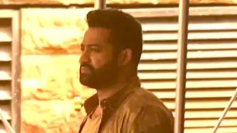 War 2: Jr NTR's Rugged Look In Leaked Photos From Set Goes Viral | Republic World
