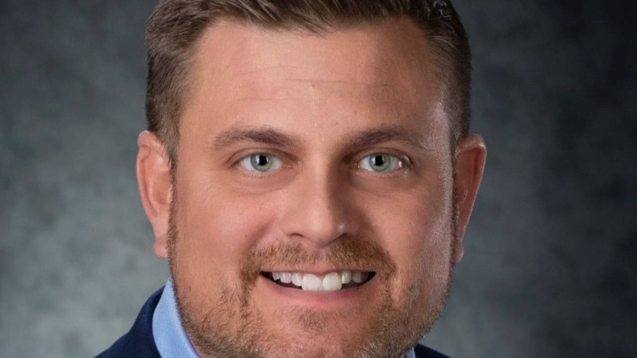 Who Was Brian Tompson, CEO Of UnitedHealthcare Shot Dead In New York ...