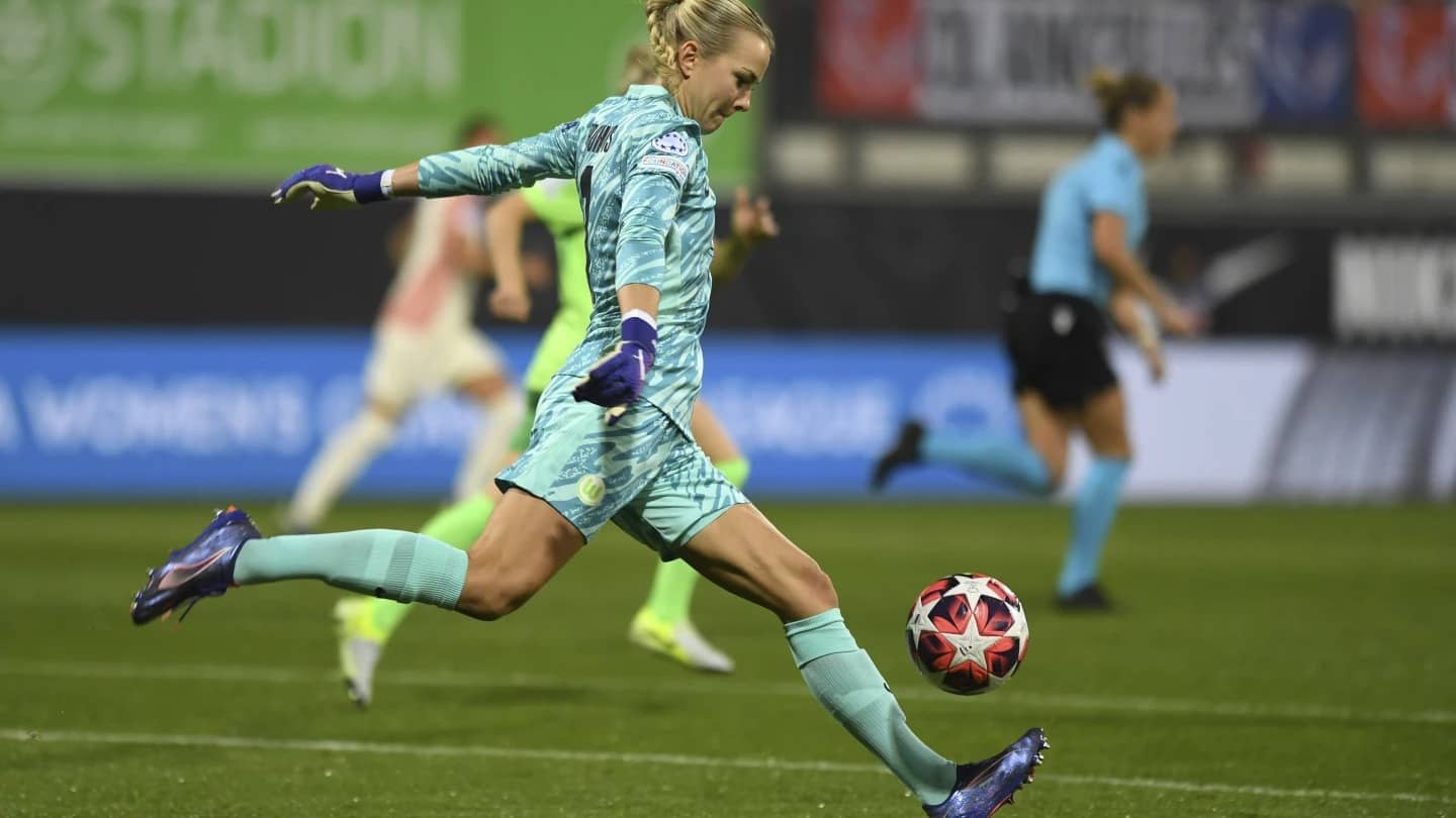 Chelsea, Lyon and Roma stay perfect with victories in Women’s Champions ...