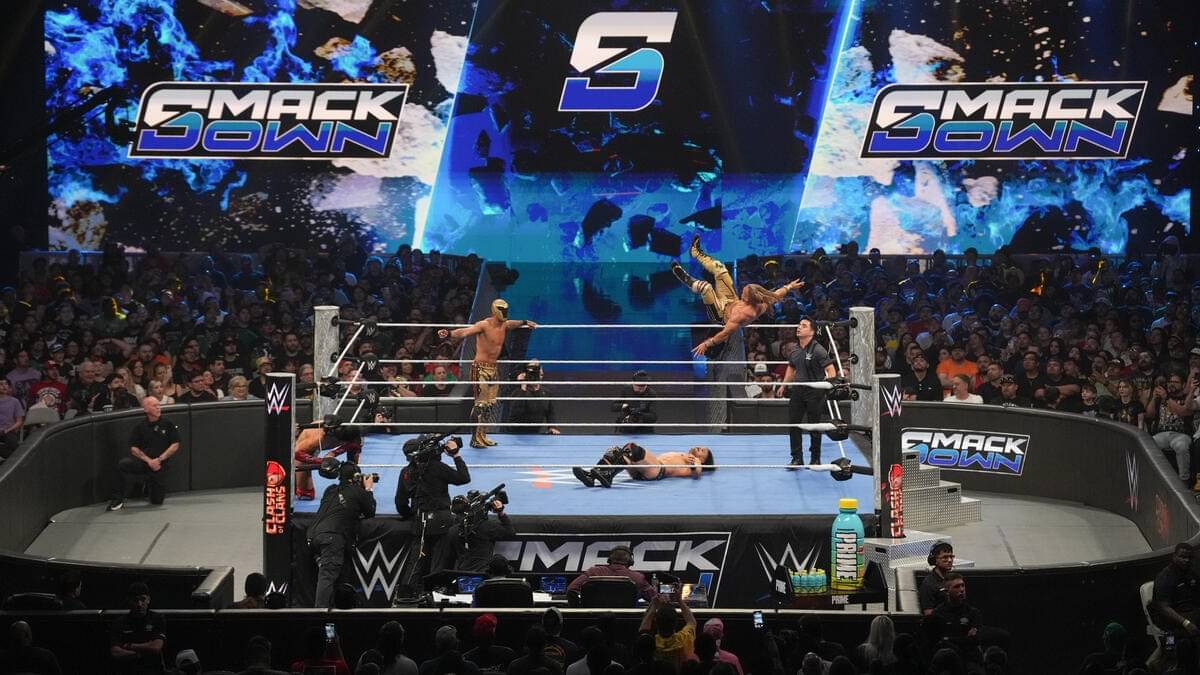 Fans Infuriated On Netflix After Live Stream of WWE Friday Night SmackDown From Riyadh Freezes ...