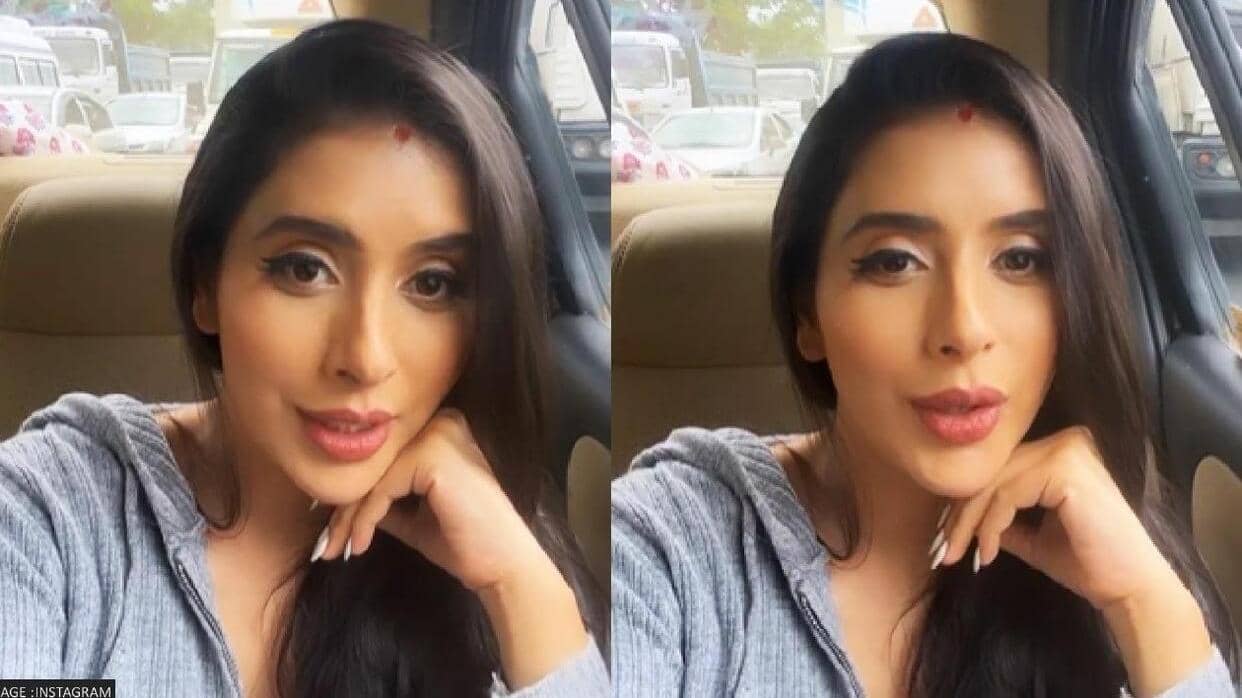 तलाक के बाद मांग में सिंदूर लगाती दिखीं Charu Asopa, वीडियो देख लोग ...