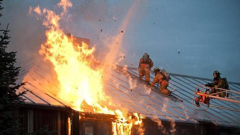 Fire danger prompts south California fire outages | Republic World