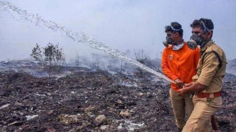 Kerala: 90% of fire at Brahmapuram waste plant extinguished, says state ...