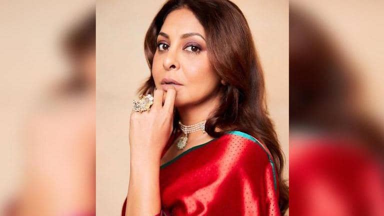 Shefali Shah receives warm farewell by 'Doctor G' co-stars, book by ...