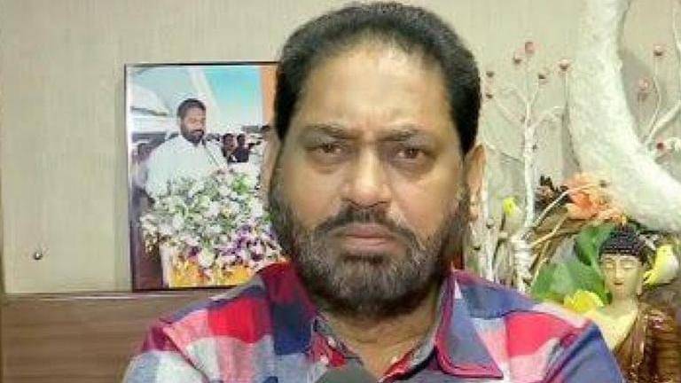 Maharashtra minister Nitin Raut tests COVID-19 positive- Republic World Maharashtra minister Nitin Raut tests COVID-19 positive- Republic World