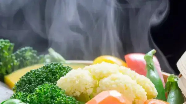 Benefits of eating steamed foods in winters: Preserving nutrients to ...