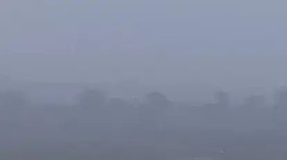 Delhi fog: 26 trains running late due to low visibility | Check FULL list here | Republic World