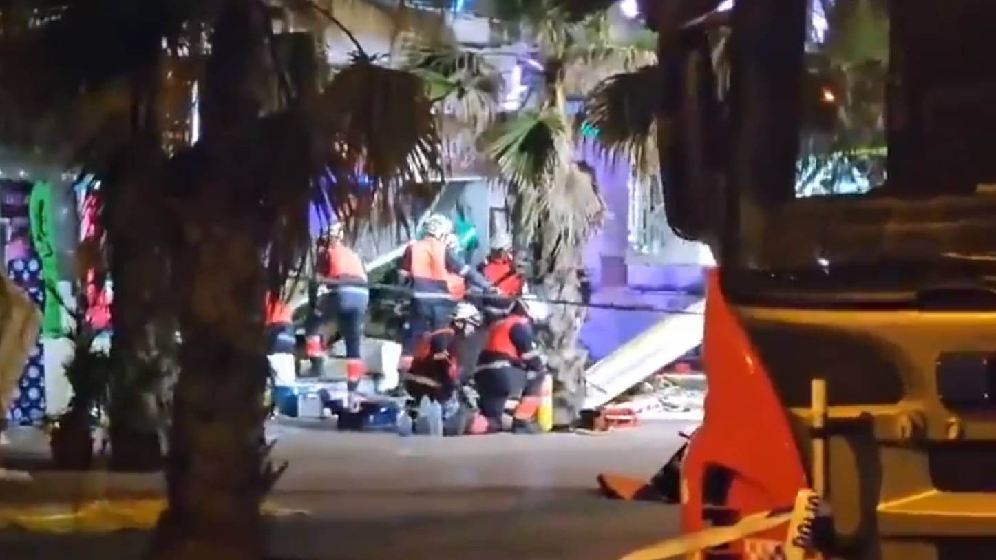Spain: 4 Dead, 16 Injured as Building Collapses at Mallorca Beach ...
