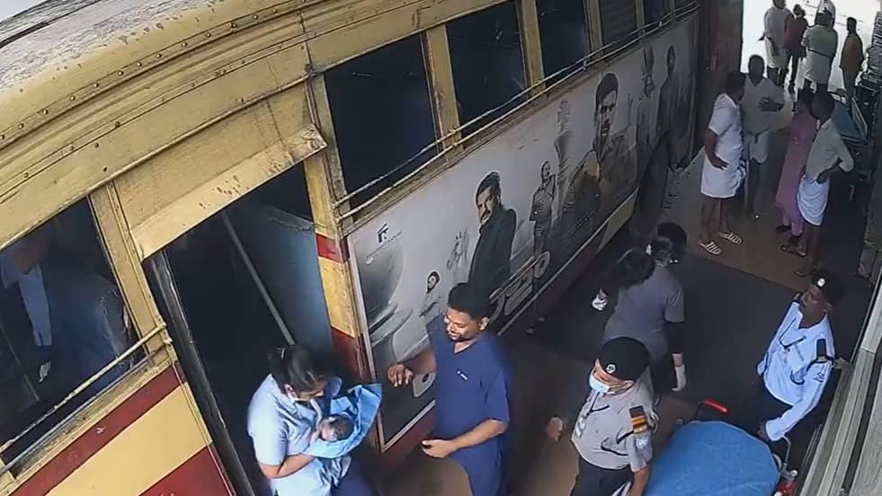 Video: On Way to Hospital, Kerala Woman Gives Birth on KSRTC Bus ...