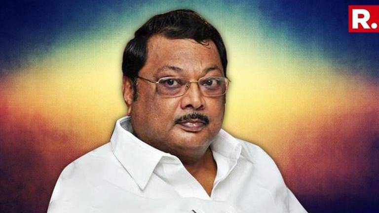 Expelled DMK leader MK Alagiri to contest in Tiruvarur by polls ...