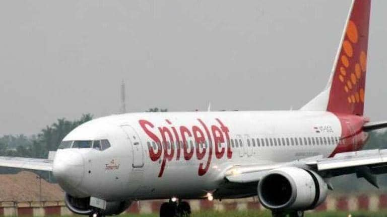 SpiceJet to start 28 daily flights from April 26 | Republic World