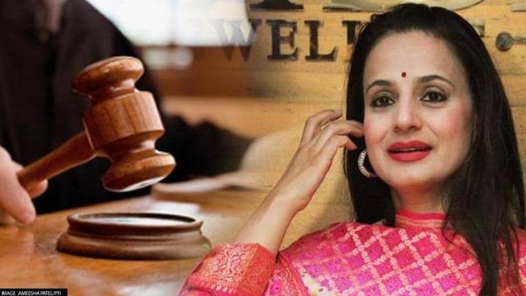 Supreme Court stays proceedings for offence of cheating against actor Ameesha Patel | Republic World