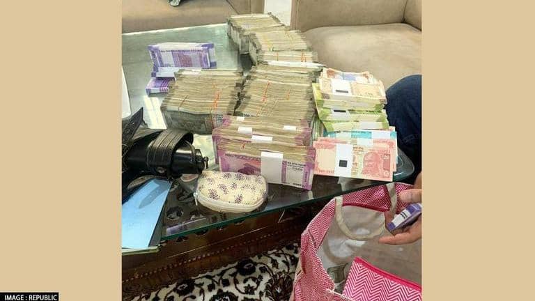 Exclusive: ED recovers Rs 4 crore cash in connection with Chhattisgarh ...