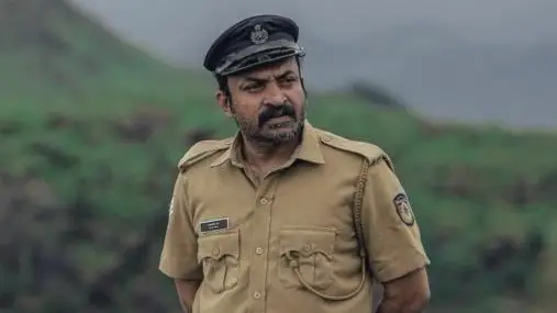 Soubin Shahir Backs Out From Rifle Club? New Glimpse Of Aashiq Abu's ...