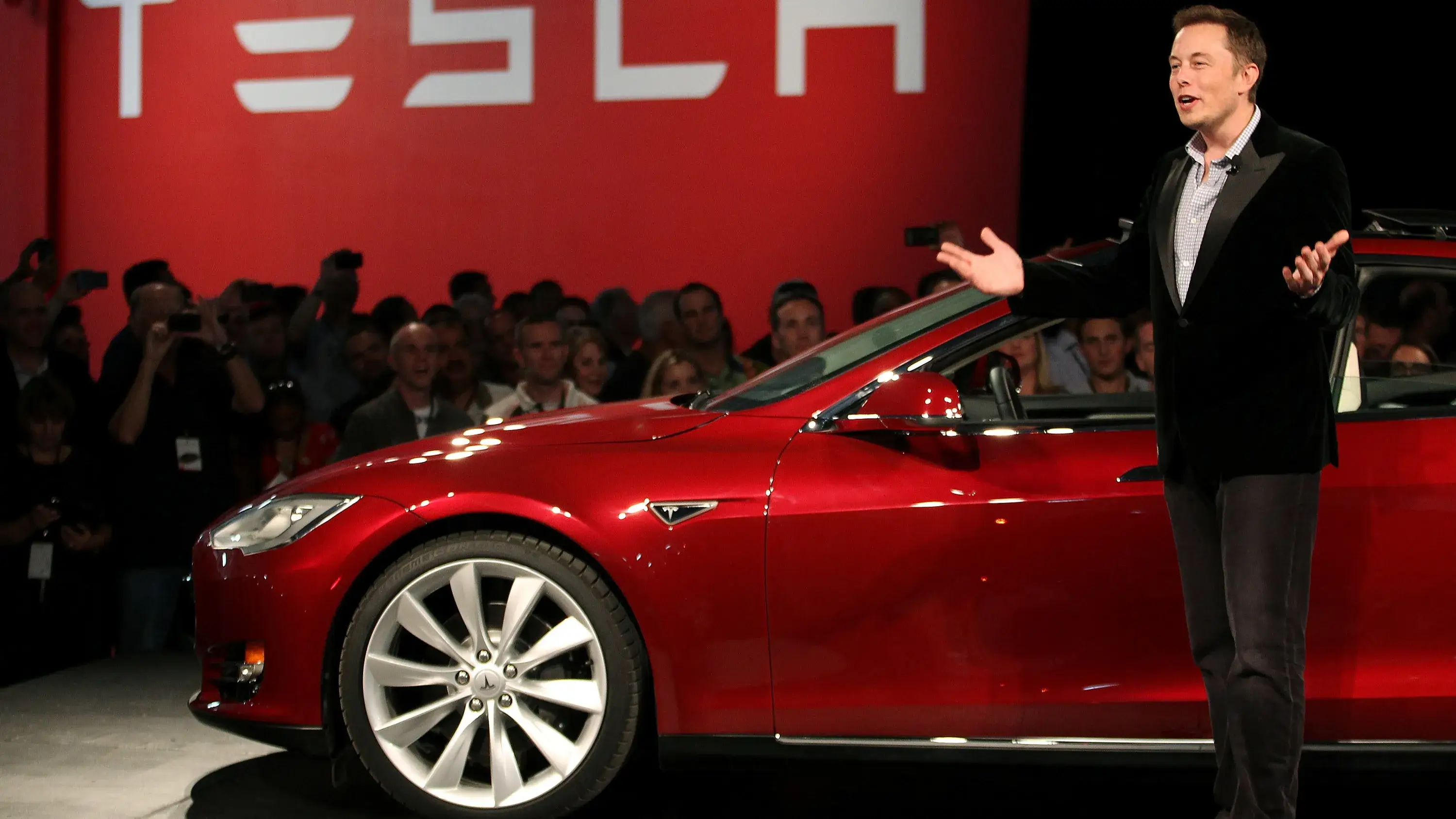 Tesla initiates over-the-air update for Autopilot control in 2 million ...