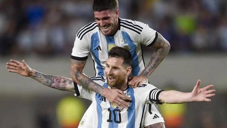 Lionel Messi scores as Argentina beats Panama in 1st match after World ...