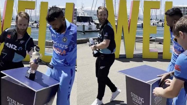 Williamson's quick reaction to grab trophy before fall leaves Hardik ...