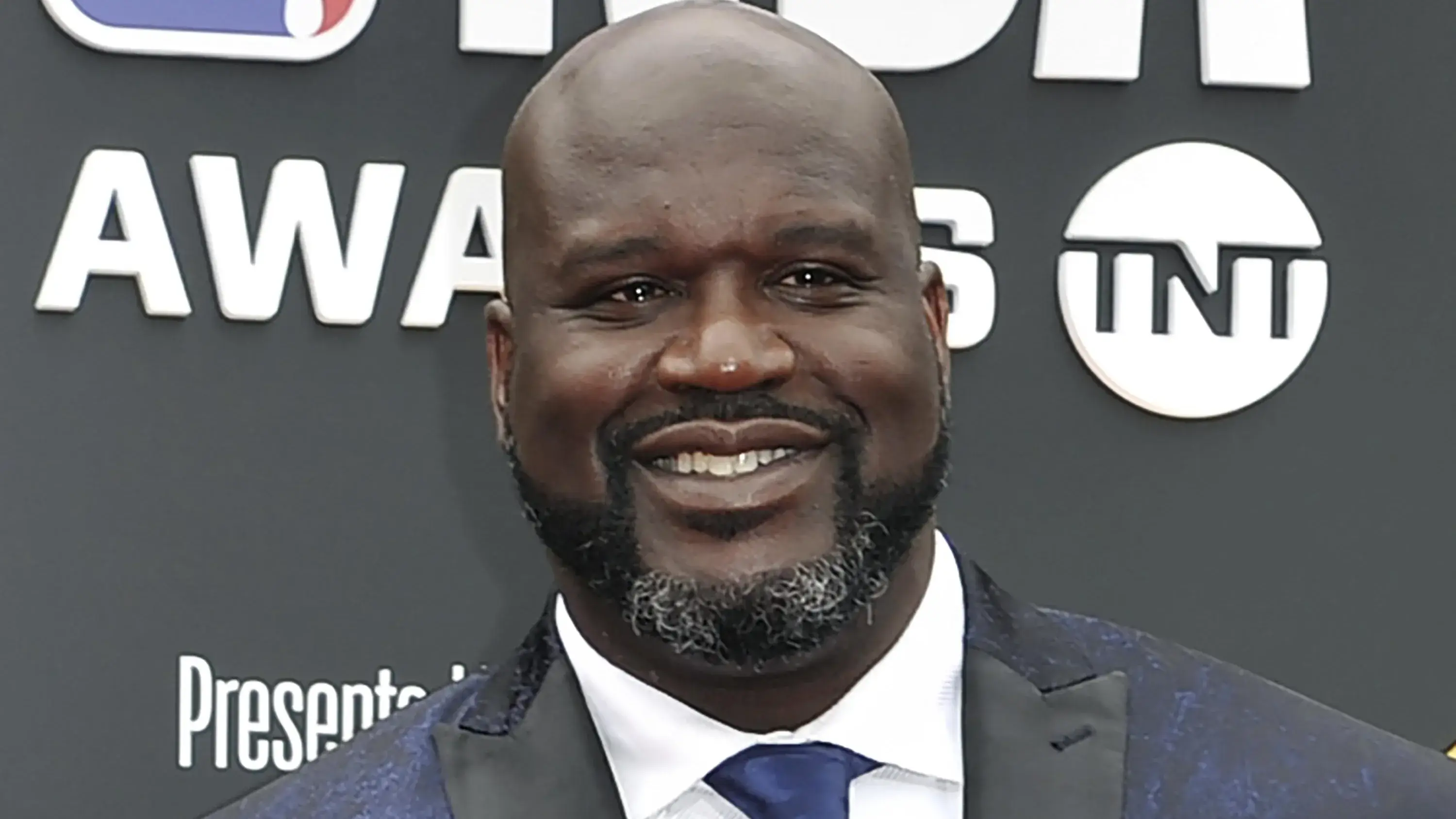 Magic to retire Shaquille O'Neal's No. 32 jersey in ceremony Feb. 13 ...