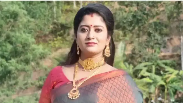 Malayalam actor Renjusha Menon found dead | Republic World