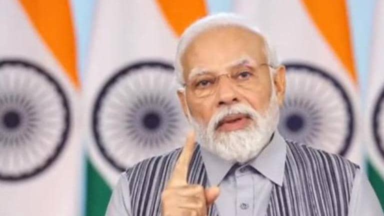PM Modi pens tribute to RSS leader Madan Das Devi | Republic World